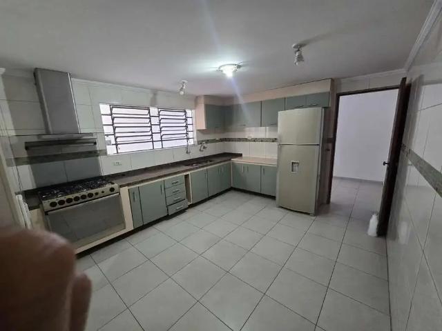 Casa / Sobrado para Locação em São Paulo/SP Cidade Dutra 4 Quartos