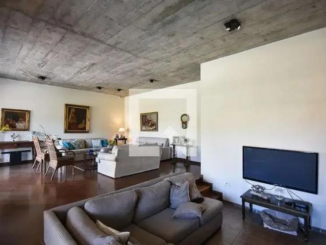 Casa / Sobrado para Locação em São Paulo/SP Cidade Jardim 4 Quartos