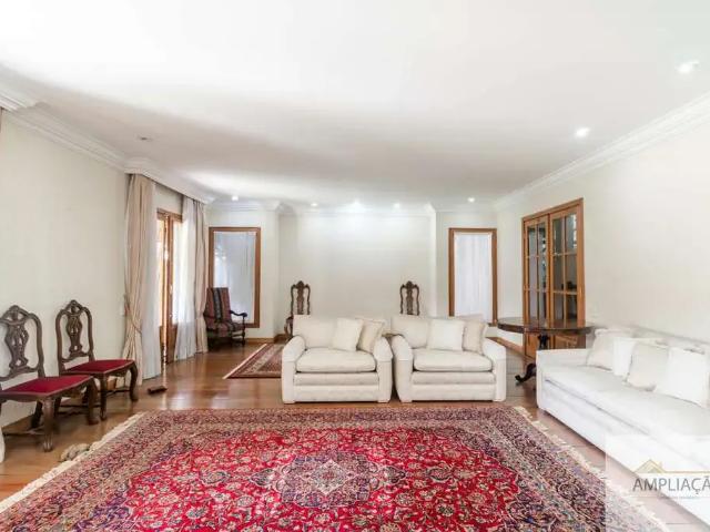 Casa / Sobrado para Locação em São Paulo/SP Cidade Jardim 5 Quartos