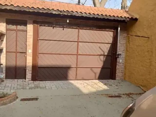 Casa / Sobrado para Locação em São Paulo/SP Cidade Líder 4 Quartos
