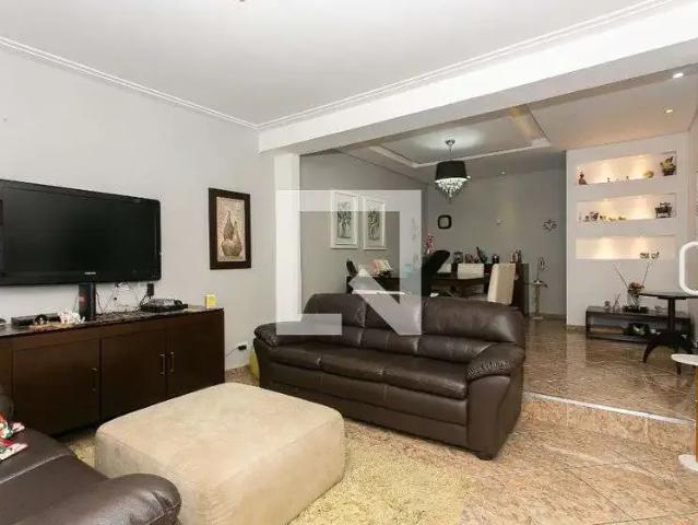 Casa / Sobrado para Locação em São Paulo/SP Cidade Patriarca 4 Quartos