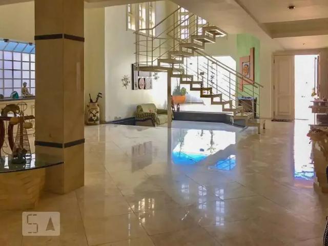 Casa / Sobrado para Locação em São Paulo/SP Cidade São Francisco 4 Quartos