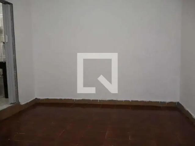 Casa / Sobrado para Locação em São Paulo/SP Cidade Satélite Santa Bárbara 1 Quartos