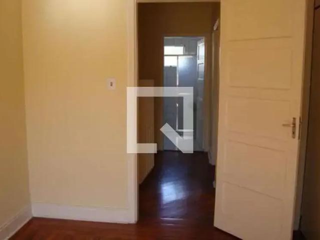 Casa / Sobrado para Locação em São Paulo/SP Aclimação 3 Quartos