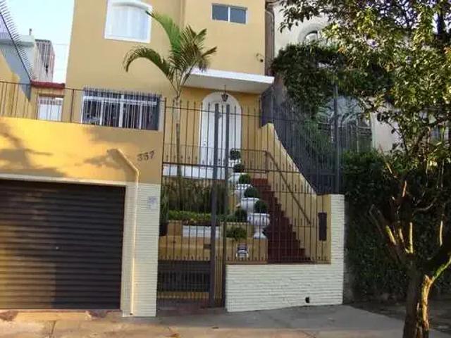 Casa / Sobrado para Locação em São Paulo/SP Aclimação 3 Quartos