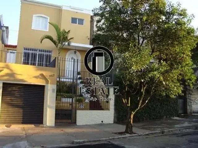 Casa / Sobrado para Locação em São Paulo/SP Aclimação 3 Quartos