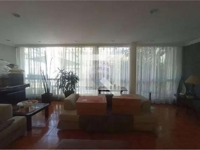 Casa / Sobrado para Locação em São Paulo/SP Aclimação 4 Quartos