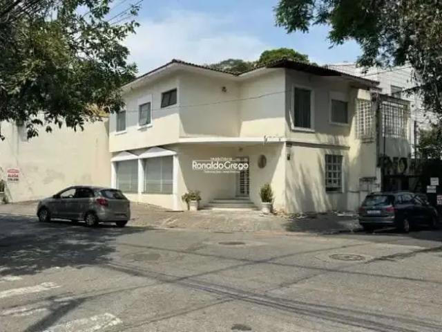 Casa / Sobrado para Locação em São Paulo/SP Aclimação 6 Quartos