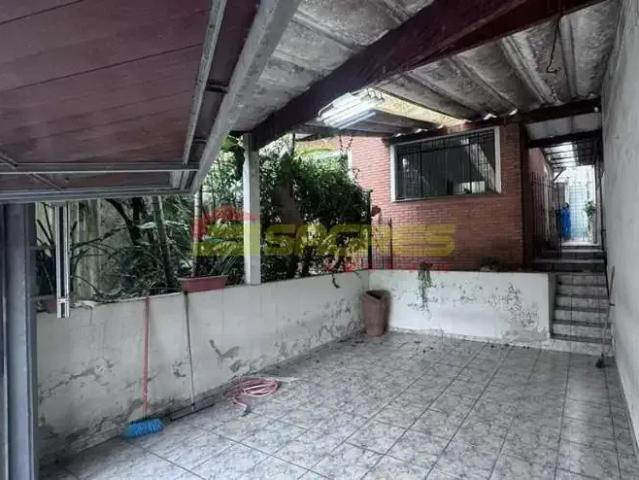 Casa / Sobrado para Locação em São Paulo/SP Água Fria 2 Quartos