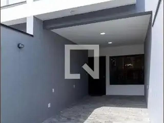 Casa / Sobrado para Locação em São Paulo/SP Água Fria 3 Quartos