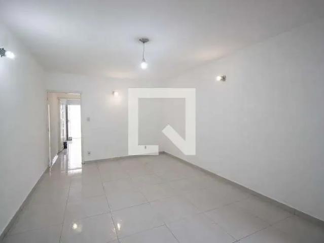 Casa / Sobrado para Locação em São Paulo/SP Água Fria 3 Quartos