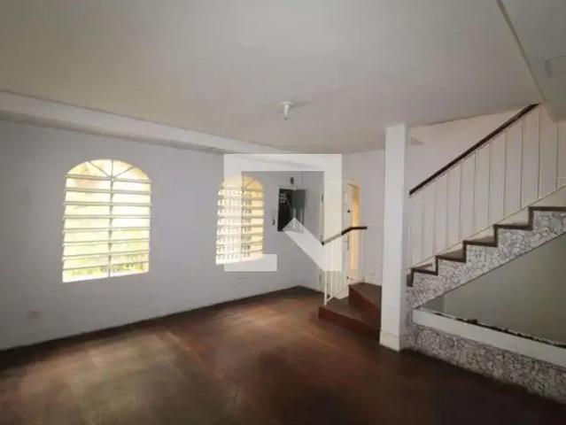 Casa / Sobrado para Locação em São Paulo/SP Água Fria 3 Quartos