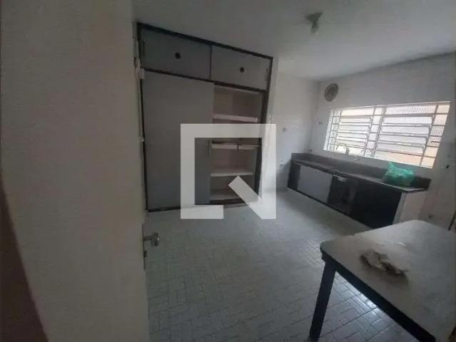 Casa / Sobrado para Locação em São Paulo/SP Água Fria 4 Quartos