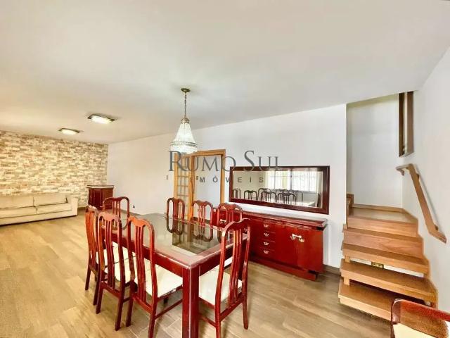 Casa / Sobrado para Locação em São Paulo/SP Alto da Boa Vista 5 Quartos