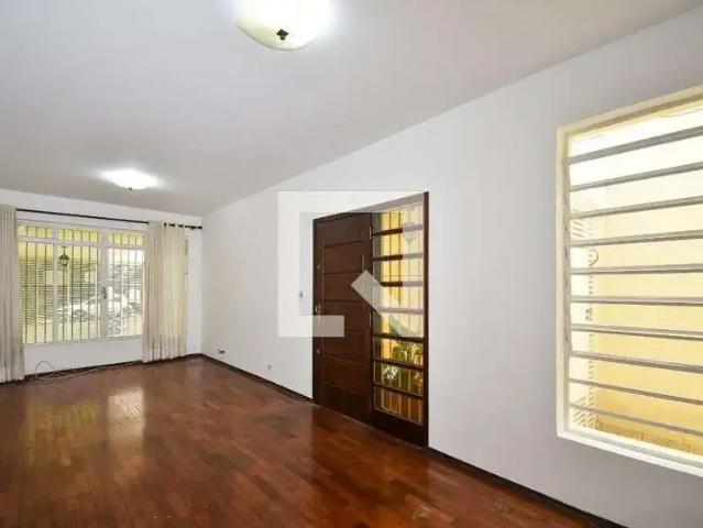 Casa / Sobrado para Locação em São Paulo/SP Alto de Pinheiros 3 Quartos
