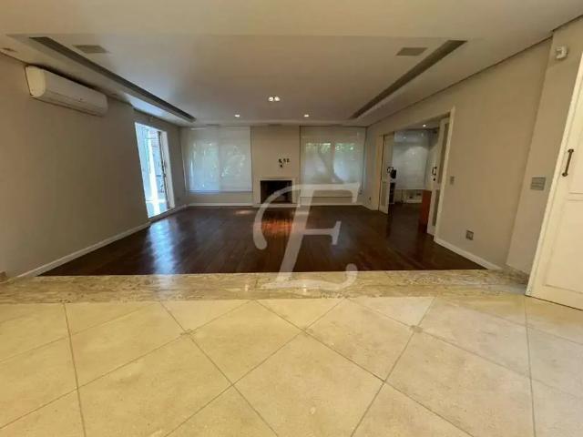 Casa / Sobrado para Locação em São Paulo/SP Alto de Pinheiros 3 Quartos