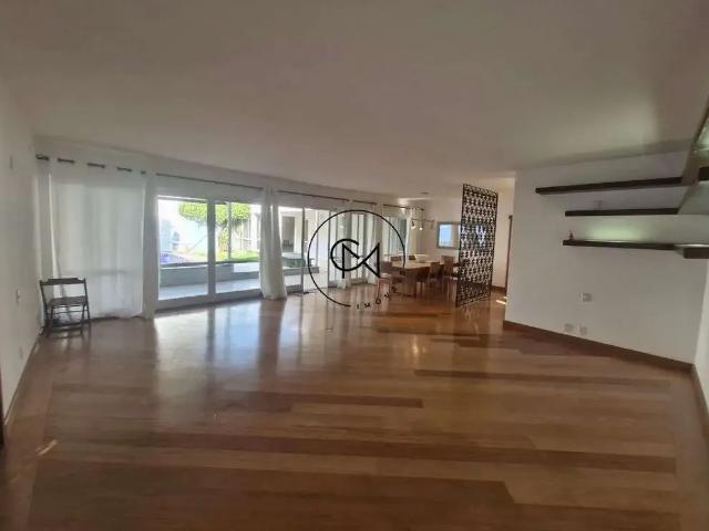 Casa / Sobrado para Locação em São Paulo/SP Alto de Pinheiros 4 Quartos