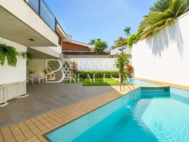Casa / Sobrado para Locação em São Paulo/SP Alto de Pinheiros 5 Quartos