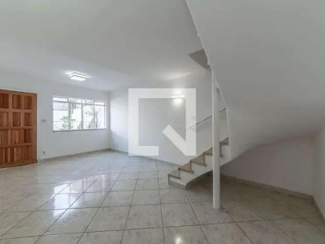 Casa / Sobrado para Locação em São Paulo/SP Bosque da Saúde 2 Quartos