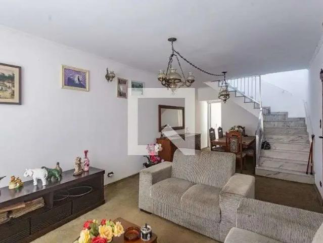 Casa / Sobrado para Locação em São Paulo/SP Bosque da Saúde 3 Quartos