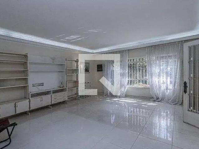 Casa / Sobrado para Locação em São Paulo/SP Bosque da Saúde 4 Quartos