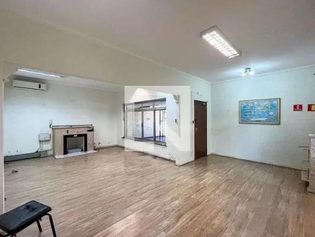 Casa / Sobrado para Locação em São Paulo/SP Bosque da Saúde 5 Quartos
