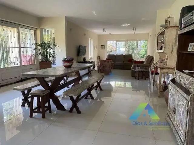 Casa / Sobrado para Locação em São Paulo/SP Bosque da Saúde 5 Quartos