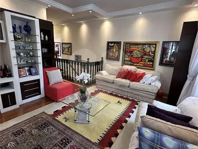 Casa / Sobrado para Locação em São Paulo/SP Bela Vista 4 Quartos