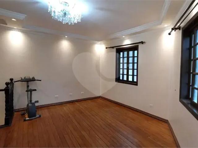 Casa / Sobrado para Locação em São Paulo/SP Bela Vista 4 Quartos