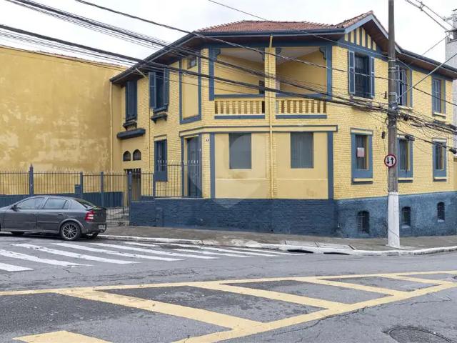 Casa / Sobrado para Locação em São Paulo/SP Bela Vista 6 Quartos