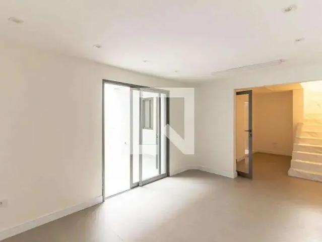 Casa / Sobrado para Locação em São Paulo/SP Bela Vista 3 Quartos