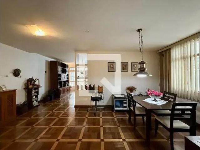 Casa / Sobrado para Locação em São Paulo/SP Brooklin 4 Quartos