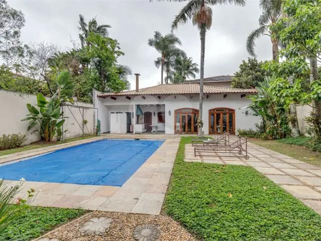 Casa / Sobrado para Locação em São Paulo/SP Brooklin 4 Quartos