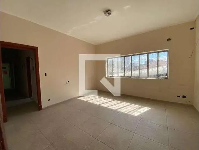 Casa / Sobrado para Locação em São Paulo/SP Butantã 3 Quartos