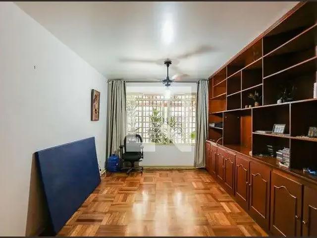 Casa / Sobrado para Locação em São Paulo/SP Butantã 4 Quartos