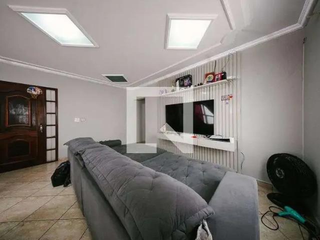 Casa / Sobrado para Locação em São Paulo/SP Ermelino Matarazzo 4 Quartos