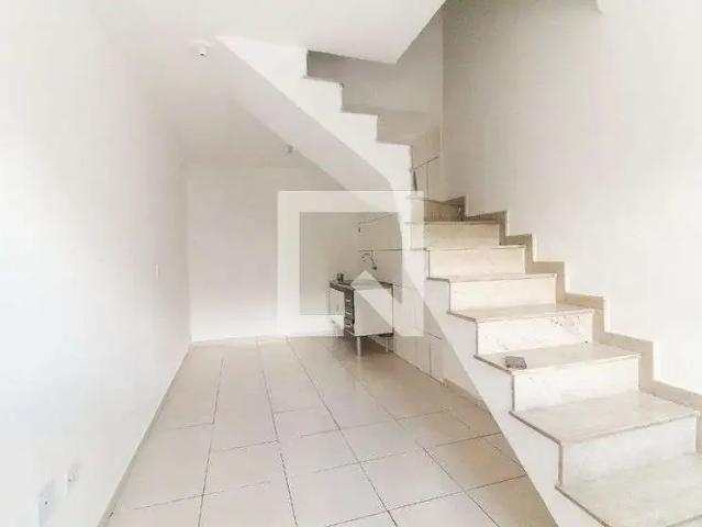 Casa / Sobrado para Locação em São Paulo/SP Fazenda Aricanduva 2 Quartos