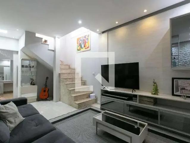 Casa / Sobrado para Locação em São Paulo/SP Fazenda Aricanduva 3 Quartos