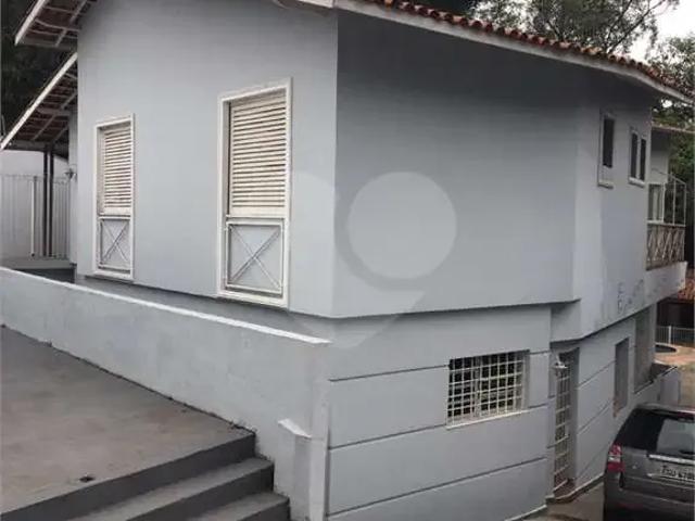 Casa / Sobrado para Locação em São Paulo/SP Morumbi 5 Quartos