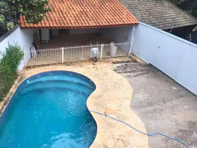 Casa / Sobrado para Locação em São Paulo/SP Fazenda Morumbi 5 Quartos
