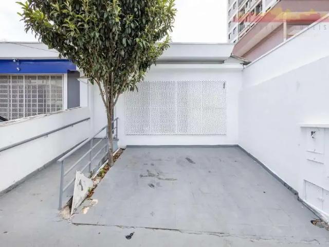 Casa / Sobrado para Locação em São Paulo/SP Freguesia do Ó 6 Quartos