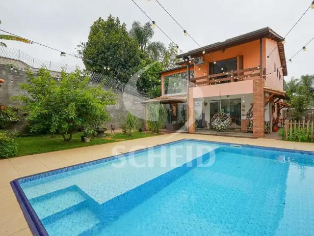 Casa / Sobrado para Locação em São Paulo/SP Interlagos 4 Quartos