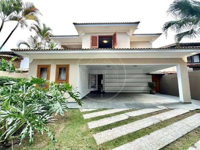 Casa / Sobrado para Locação em São Paulo/SP Interlagos 4 Quartos