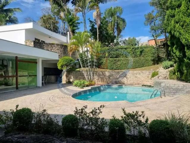 Casa / Sobrado para Locação em São Paulo/SP Interlagos 4 Quartos