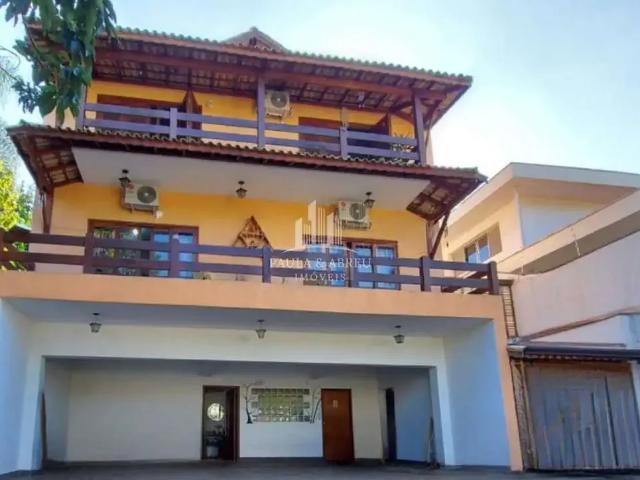Casa / Sobrado para Locação em São Paulo/SP Interlagos 4 Quartos