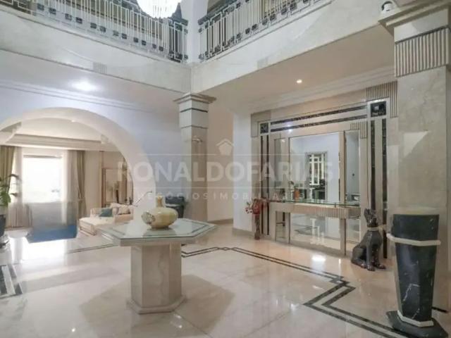 Casa / Sobrado para Locação em São Paulo/SP Interlagos 4 Quartos