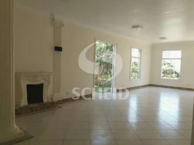 Casa / Sobrado para Locação em São Paulo/SP Interlagos 4 Quartos