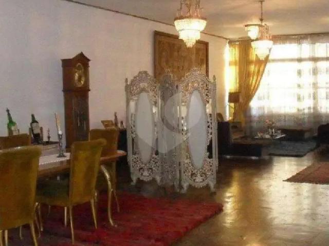 Casa / Sobrado para Locação em São Paulo/SP Indianópolis 4 Quartos