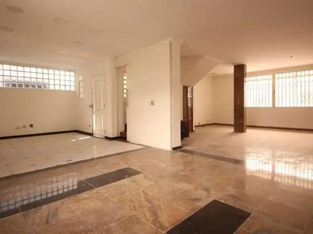 Casa / Sobrado para Locação em São Paulo/SP Indianópolis 5 Quartos