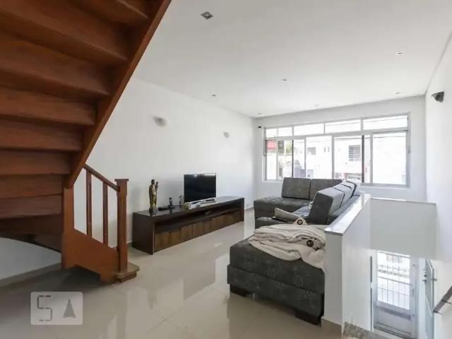 Casa / Sobrado para Locação em São Paulo/SP Ipiranga 3 Quartos